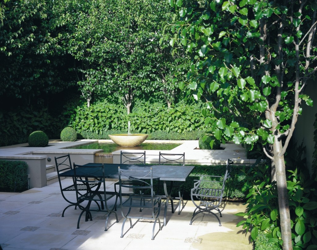 4 Common Elements of a Paul Bangay Garden Design